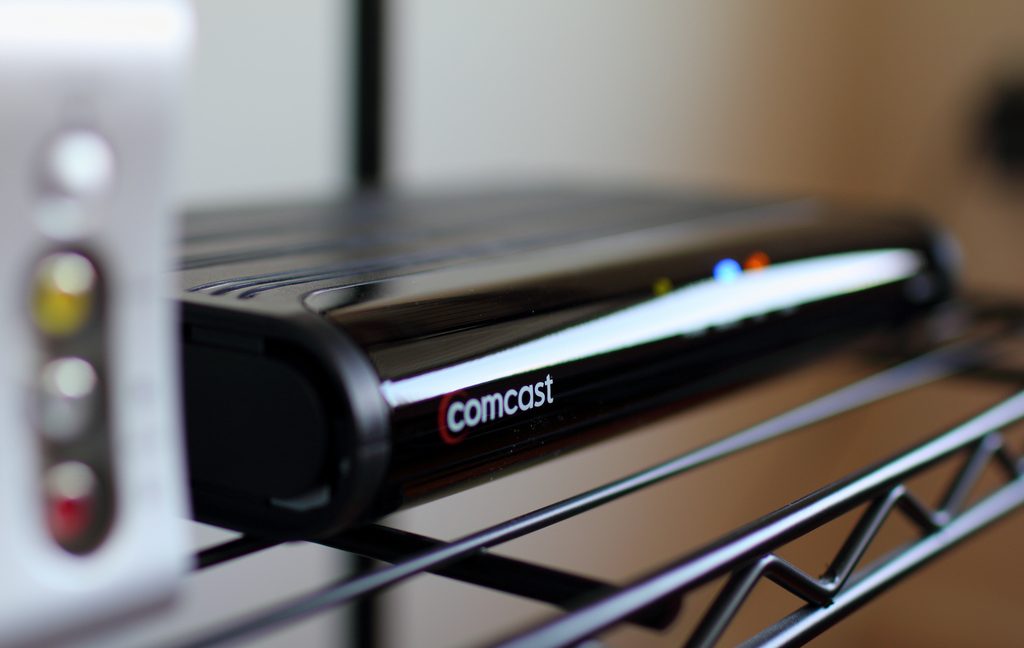 FCC votes to “unlock the cable box” over Republican opposition - Ars ...