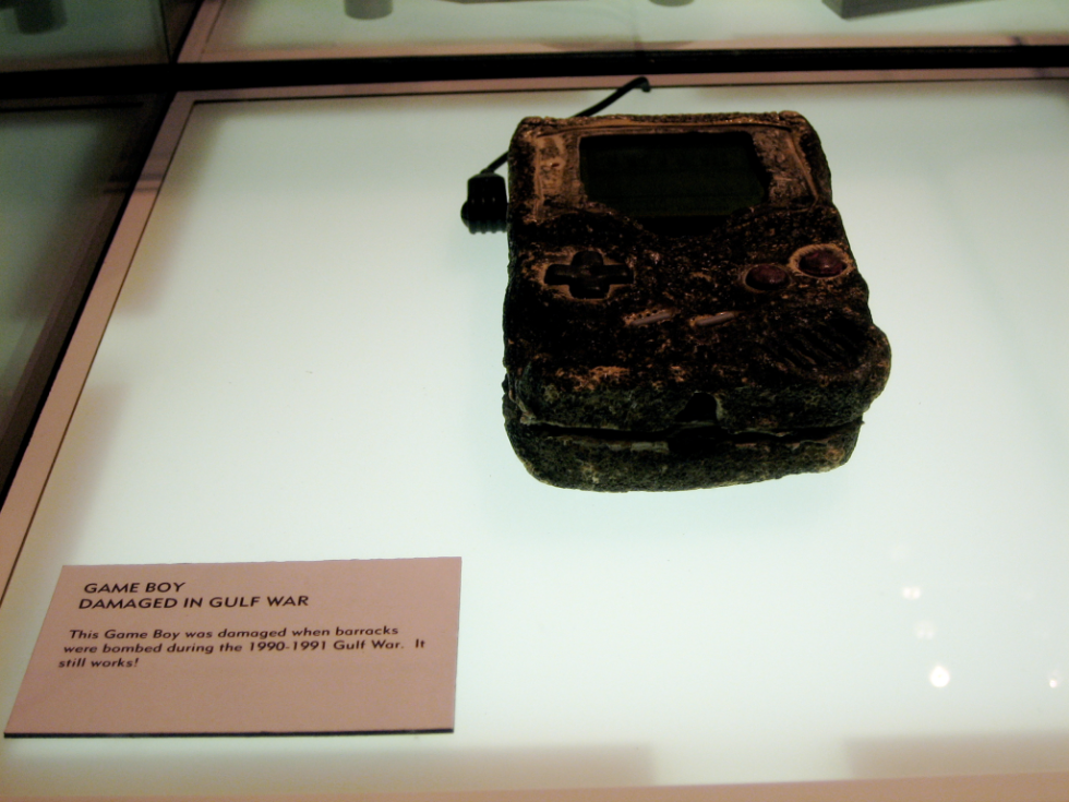 Ars looks back at 25 years of puke-green Game Boy memories - Ars Technica