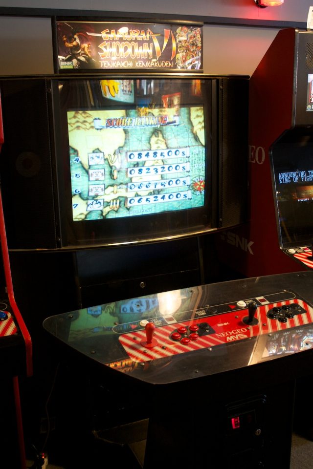 A visit to Galloping Ghost, the largest video game arcade in the USA ...