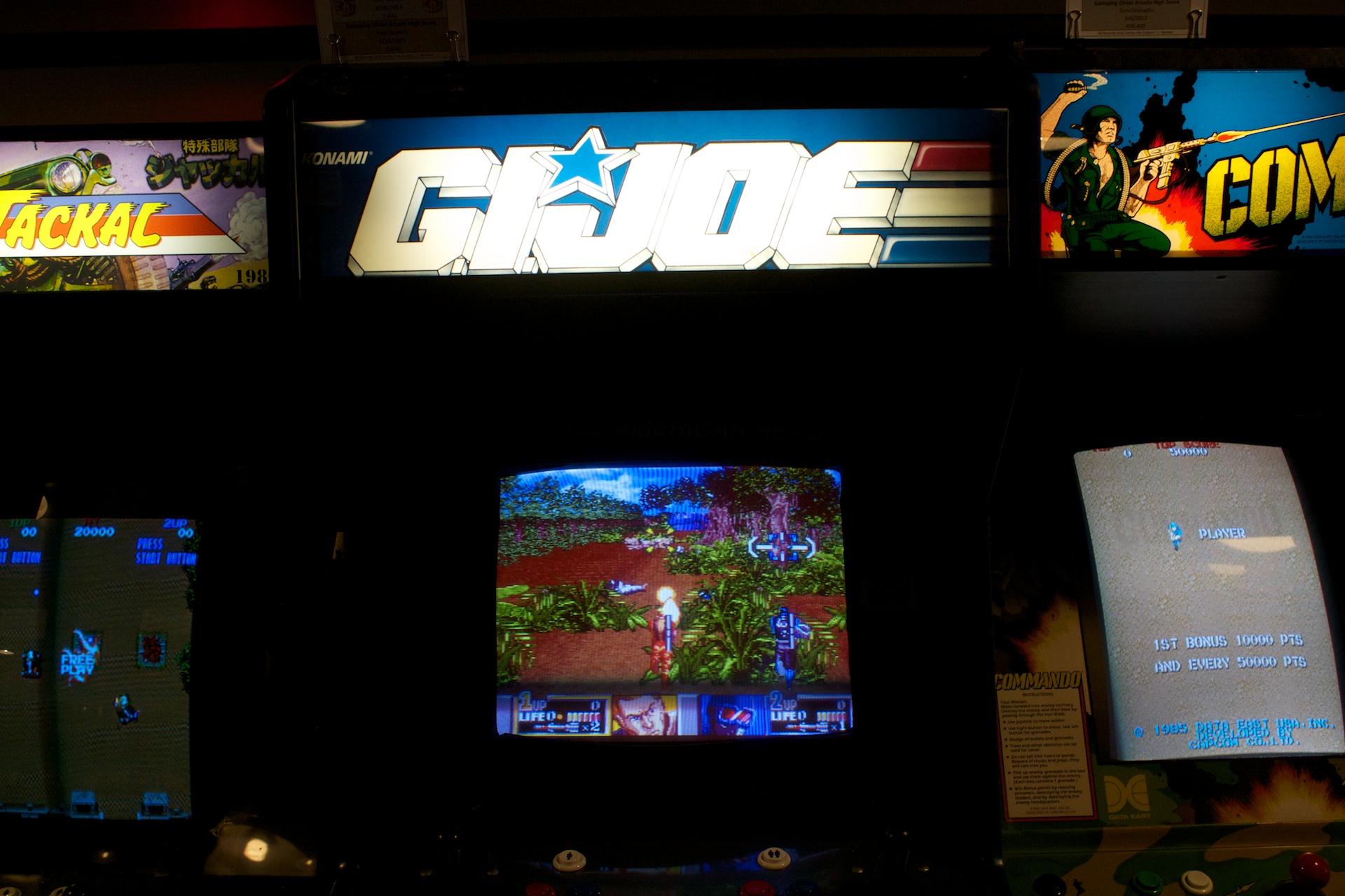 A visit to Galloping Ghost, the largest video game arcade in the USA ...