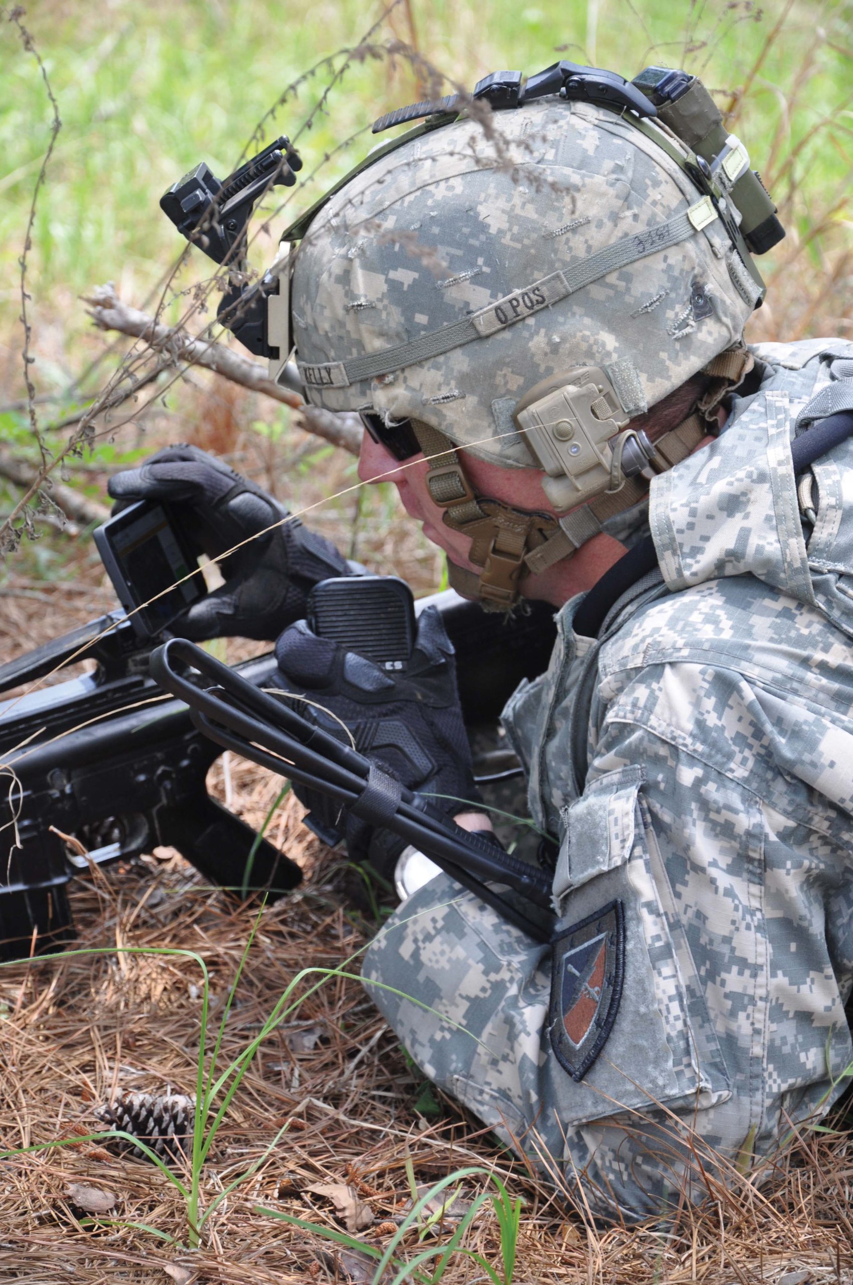 Killer apps, literally: Wearable and smartphone tech on the battlefield ...