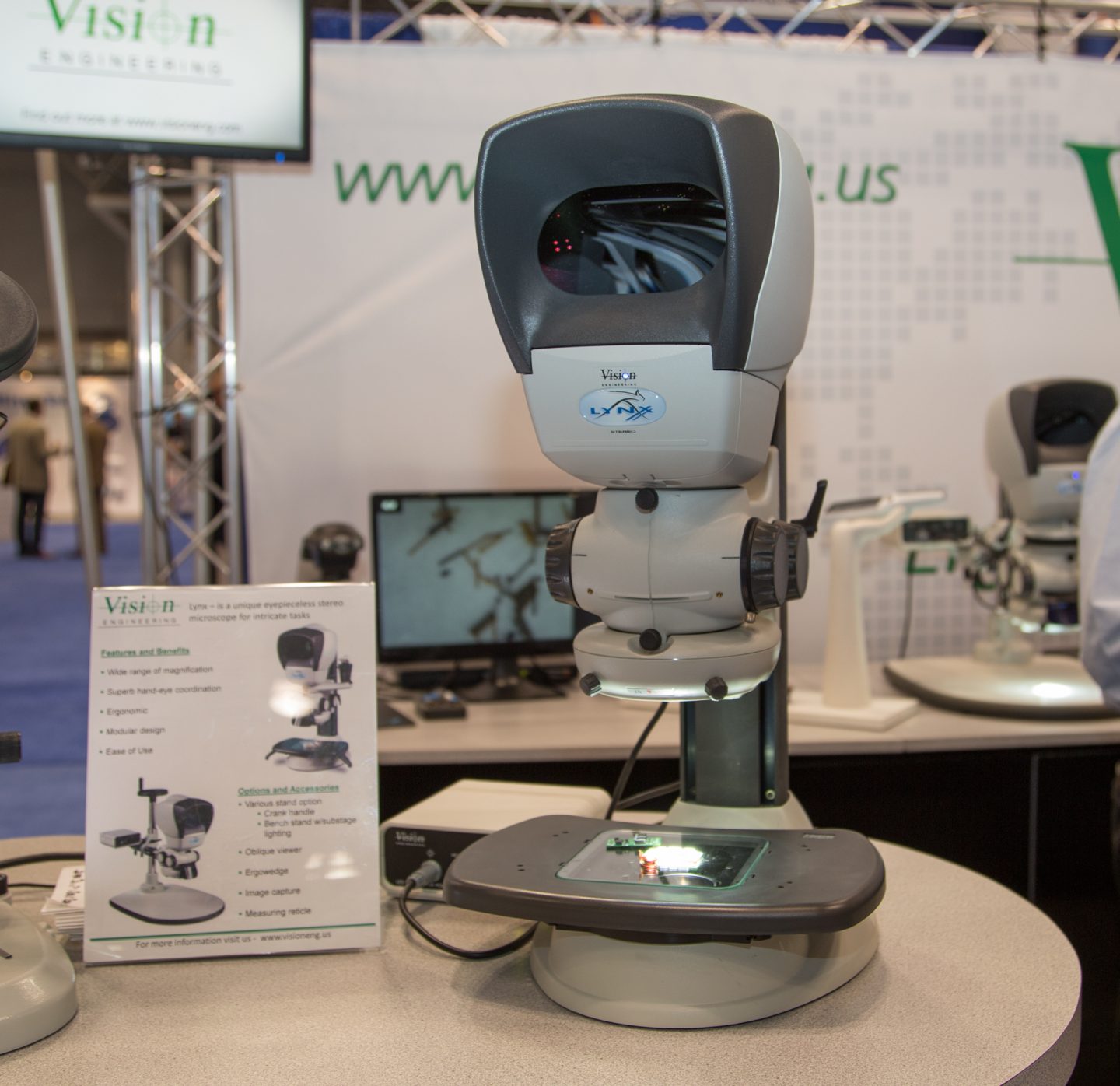 The sights of a robot expo, from fishbots to desktop X-ray machines ...