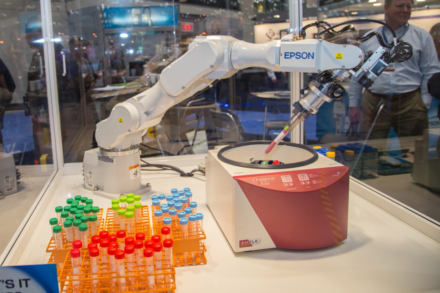 The sights of a robot expo, from fishbots to desktop X-ray machines ...