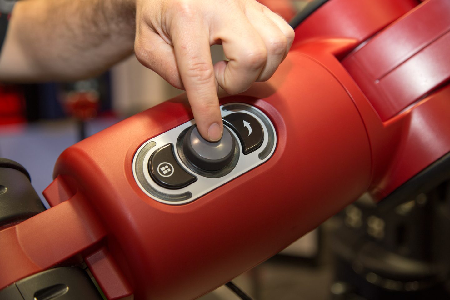 Hands-on with Baxter, the factory robot of the future - Ars Technica