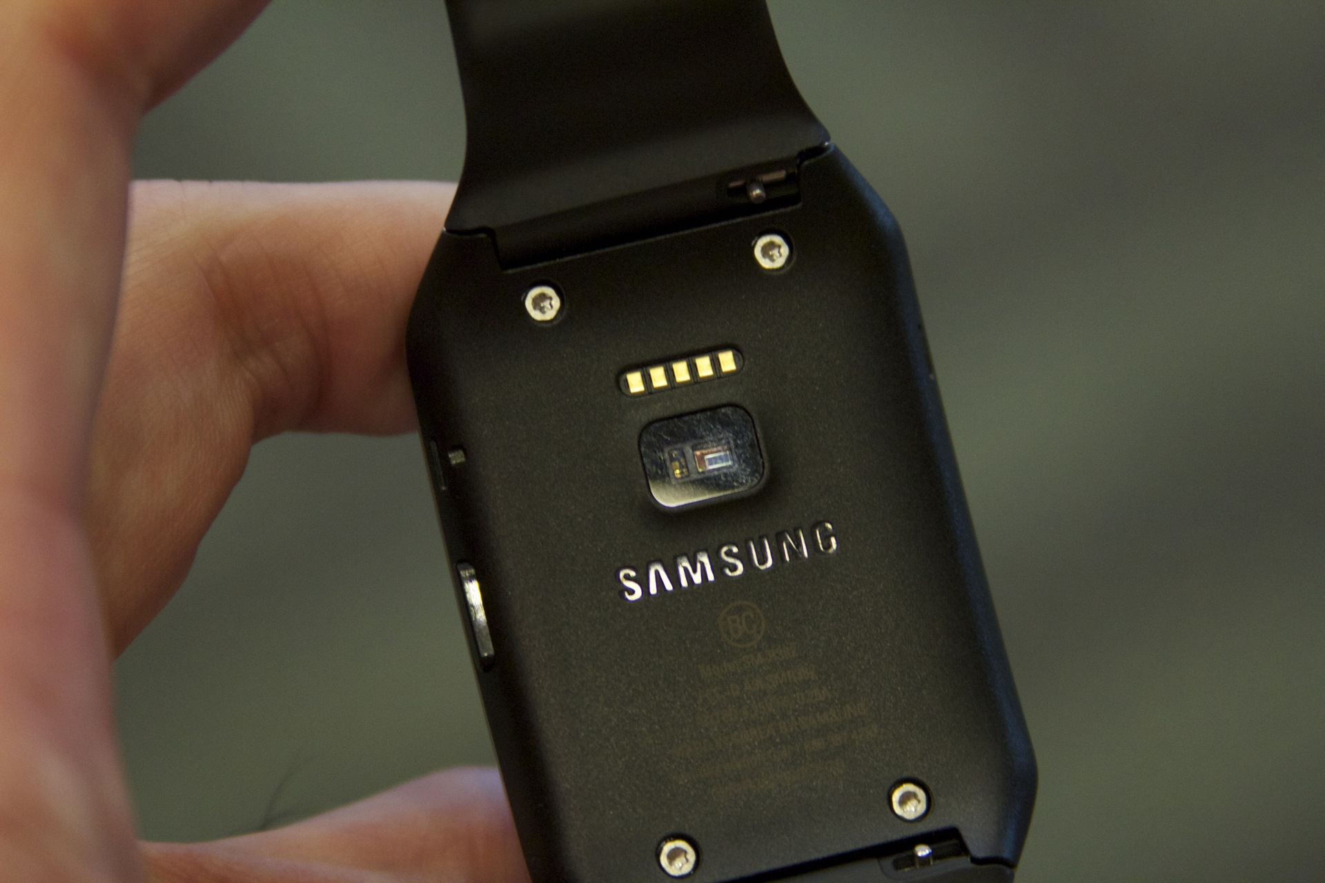Wrist-on with Samsung’s Gear Live, one of the first Android Wear ...