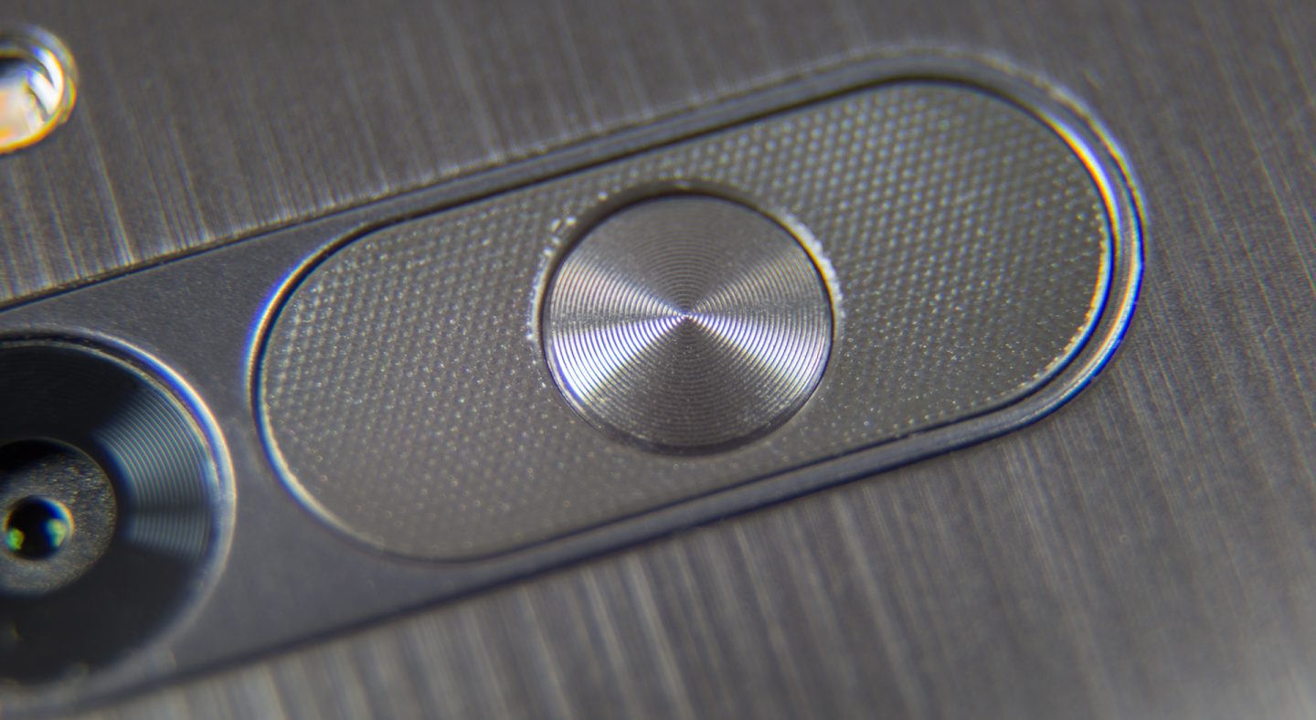 LG G3 review: A great phone with way too many pixels - Ars Technica