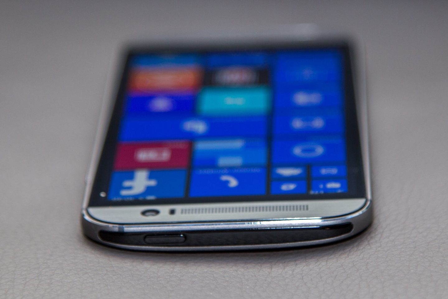Hands On with the HTC One M8 for Windows: The first OS-agnostic phone ...