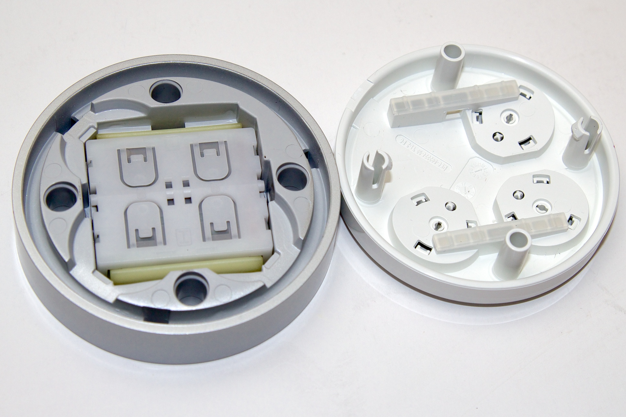 Gallery: Dissecting the Philips Hue Tap wireless, battery-less ...