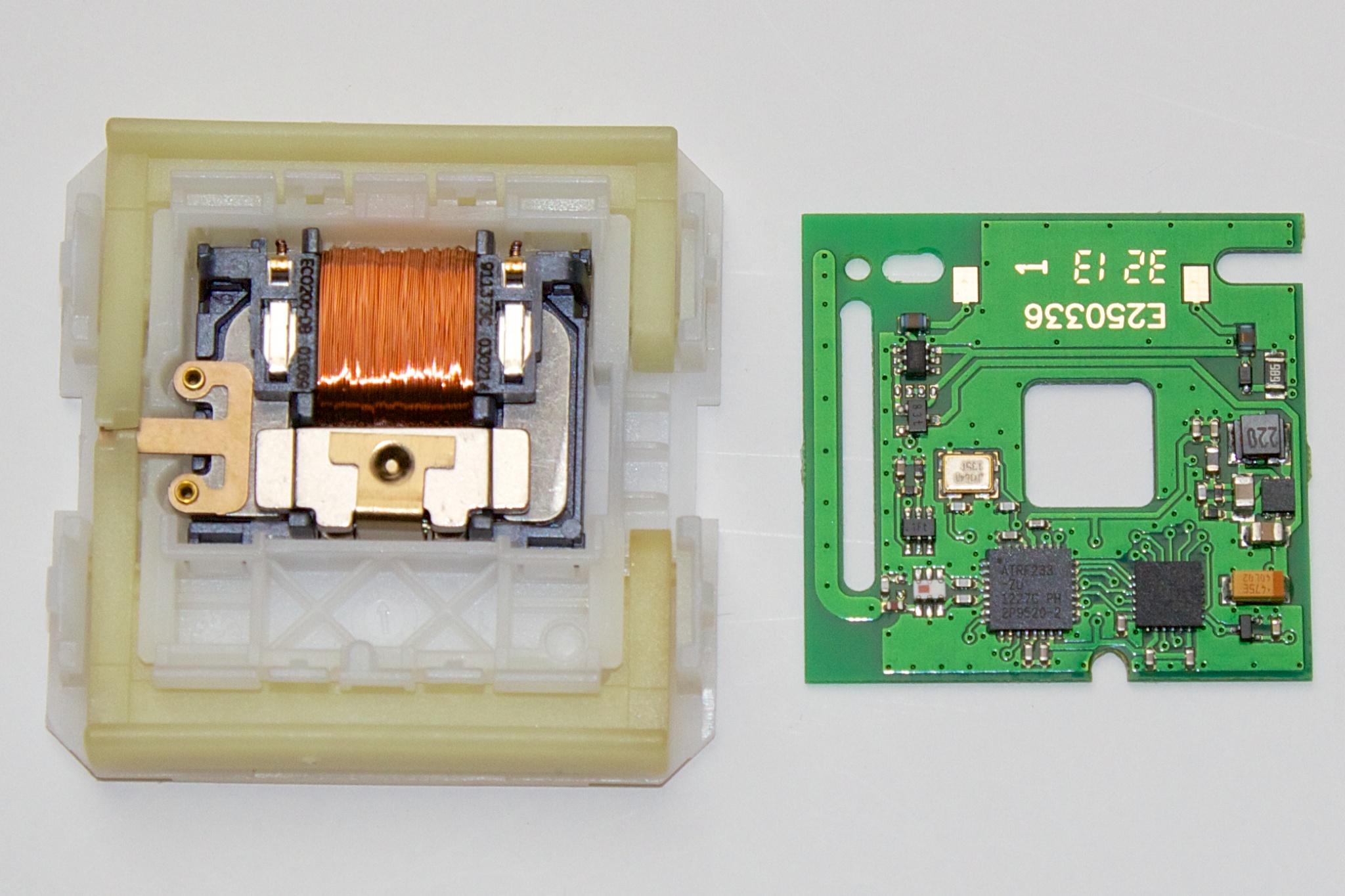 Gallery: Dissecting the Philips Hue Tap wireless, battery-less ...