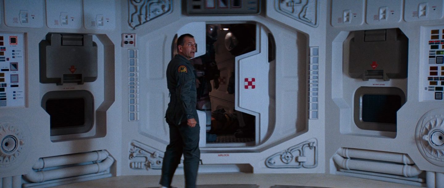 The throwaway line in Aliens that spawned decades of confusion - Ars ...