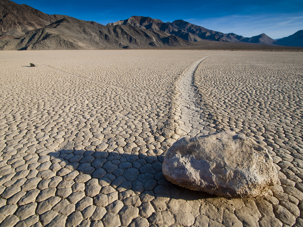 Death Valley’s famous moving stones, caught in the act - Ars Technica