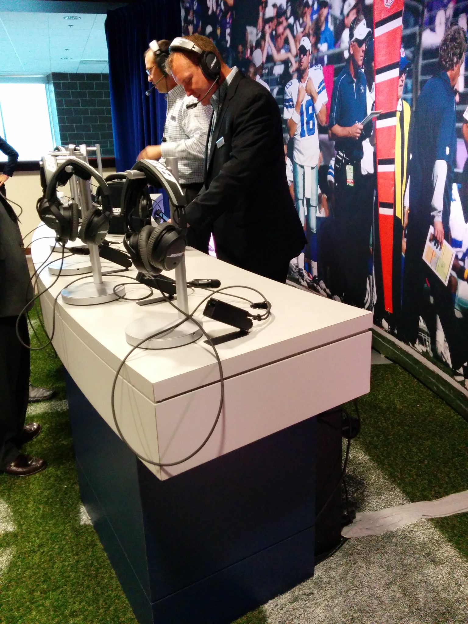 Fighting the roar: Bose delivers the NFL’s first noise-canceling ...