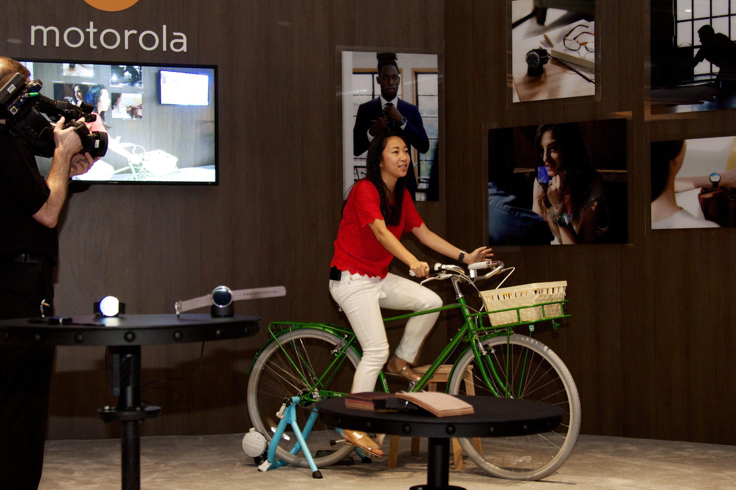 Gallery: Behind the scenes at Motorola’s Chicago design laboratory ...