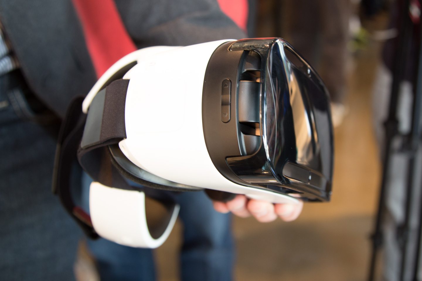 Hands-on with the Galaxy Note 4, Note Edge, Gear S, and Gear VR - Ars ...