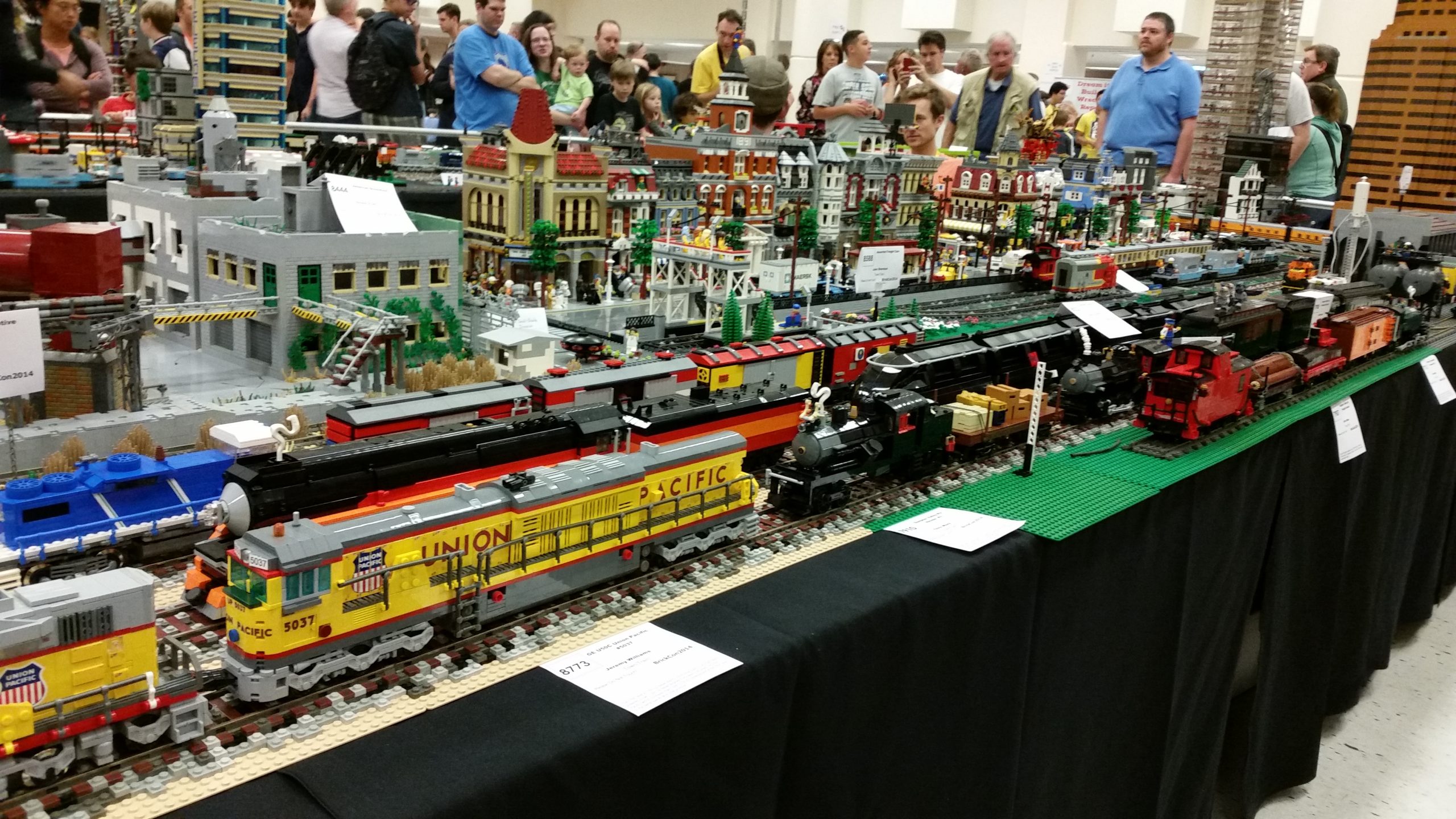 Gallery: BrickCon, The biggest LEGO convention we’ve ever seen - Ars ...