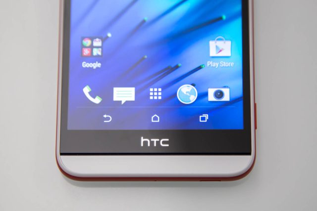 Hands-on with the HTC Desire Eye, a phone with a 13MP front camera ...