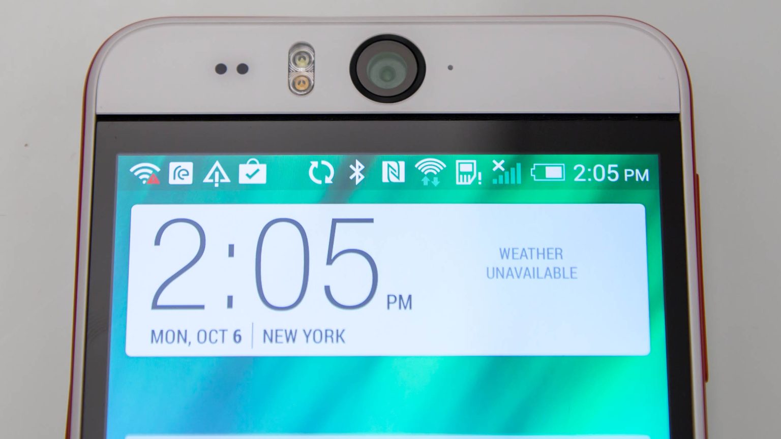 Hands-on with the HTC Desire Eye, a phone with a 13MP front camera ...