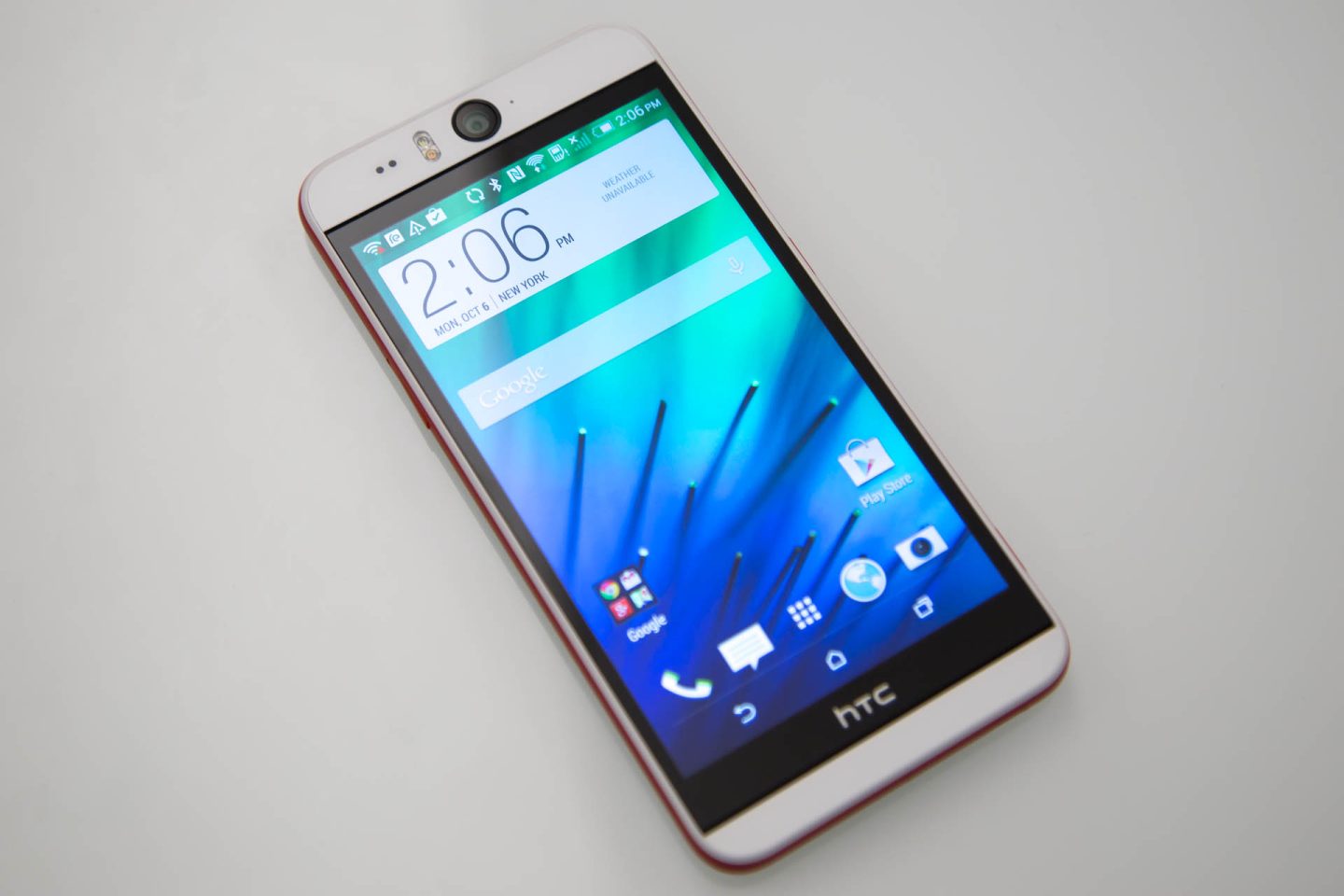 Hands-on with the HTC Desire Eye, a phone with a 13MP front camera ...