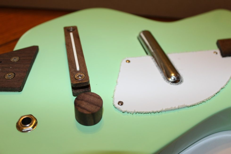 Guitar hero: Ars builds the Loog, a Kickstarter-funded mini-rocker kit ...