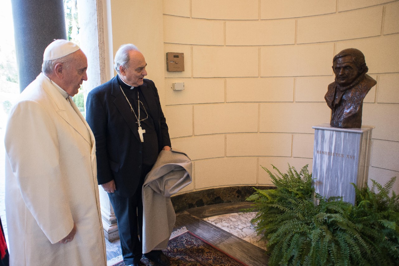 Pope reminds Catholics: evolution, Big Bang are true - Ars Technica