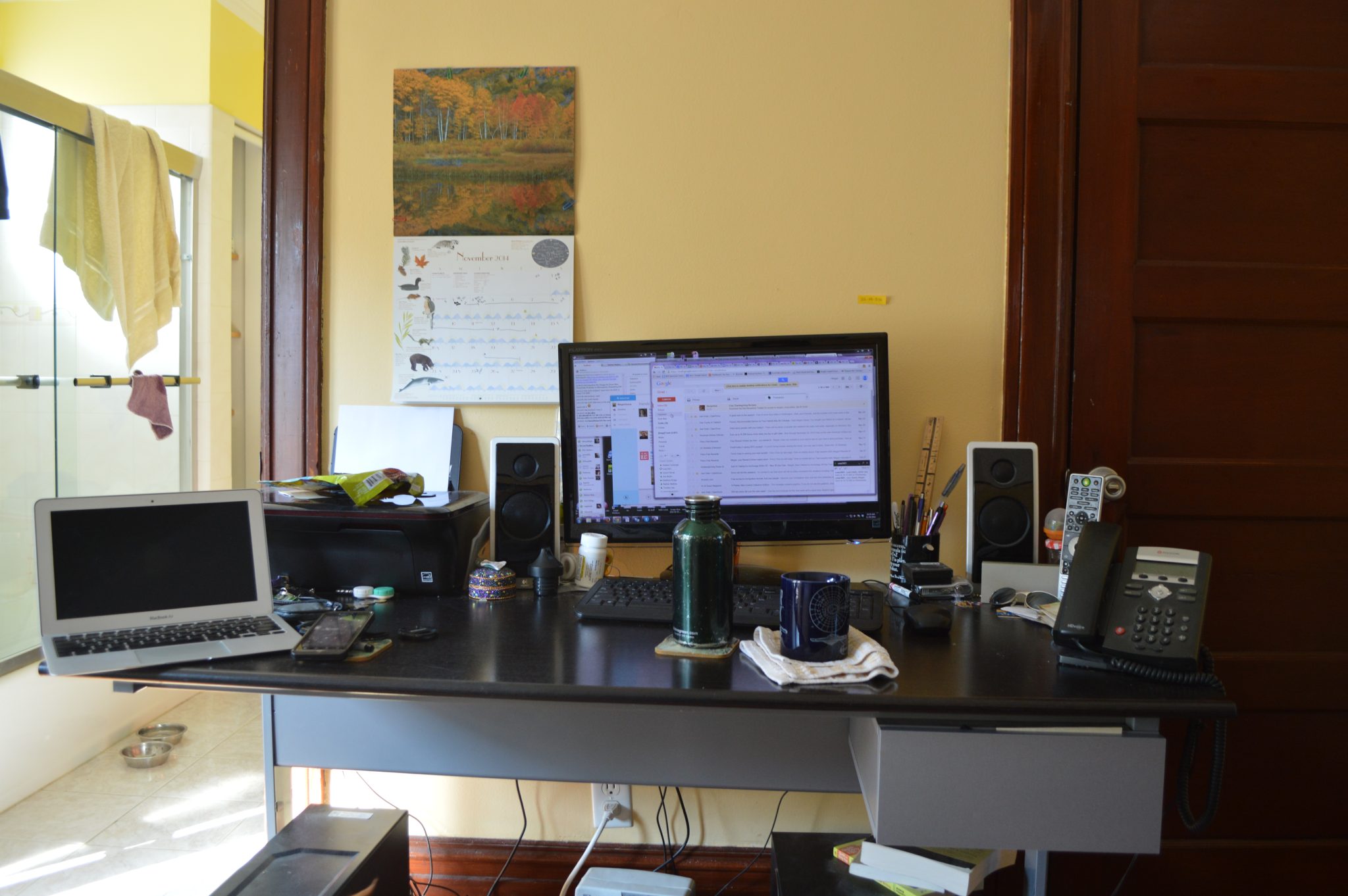 Where and how do Ars staffers work? Our computers, let us show you them ...