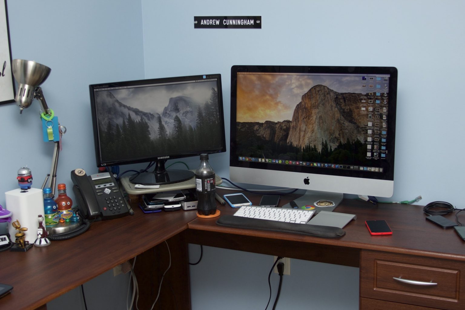 Where and how do Ars staffers work? Our computers, let us show you them ...