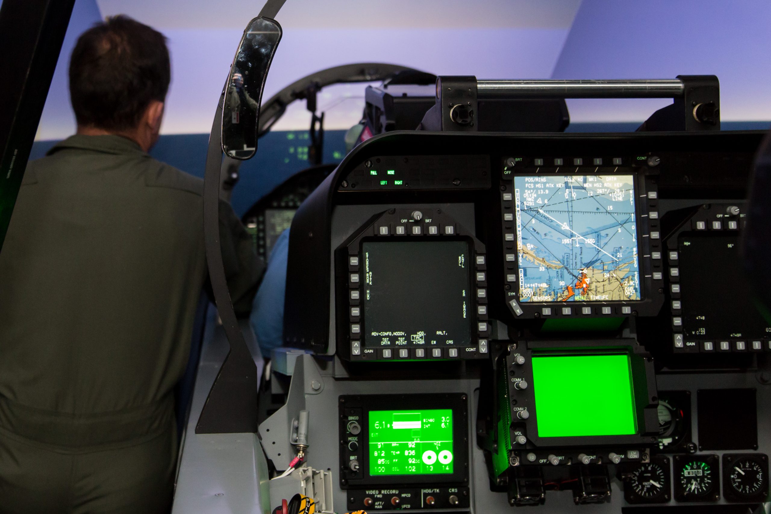 Mach 2, hair on fire: Ars flies the Navy’s F/A-18 sim into the Danger ...