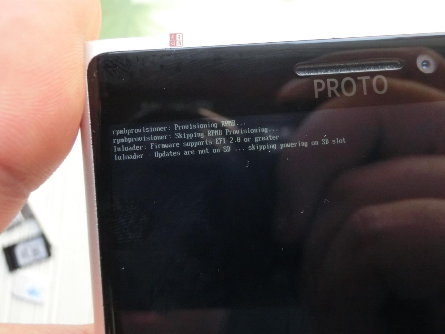 What might have been: Photos leak of cancelled Windows Phone flagship ...