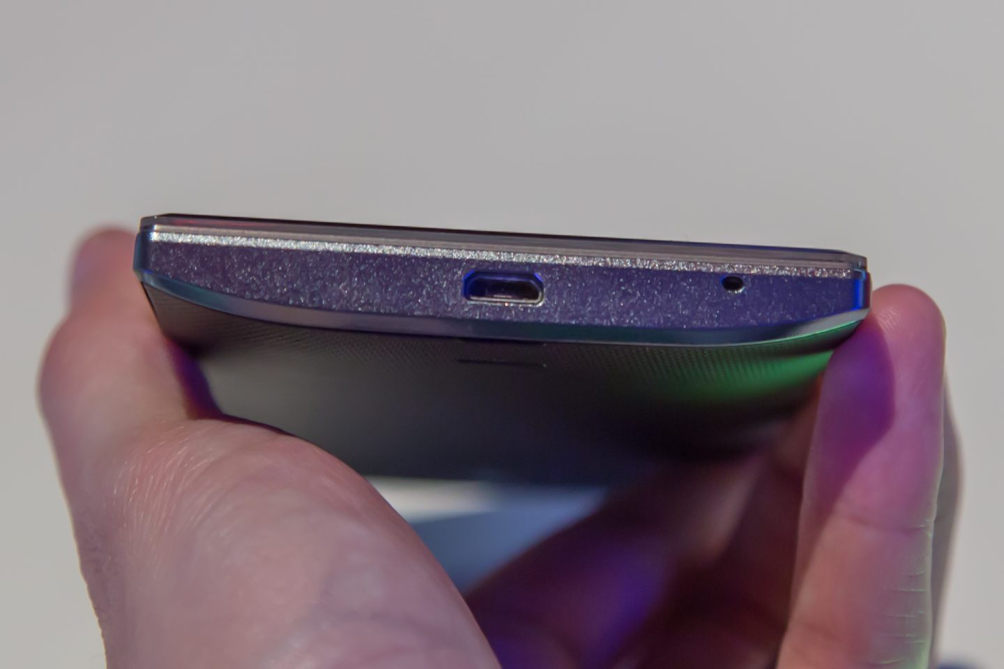 Hands-on with Sharp’s Aquos Crystal X: High-end design with specs to ...