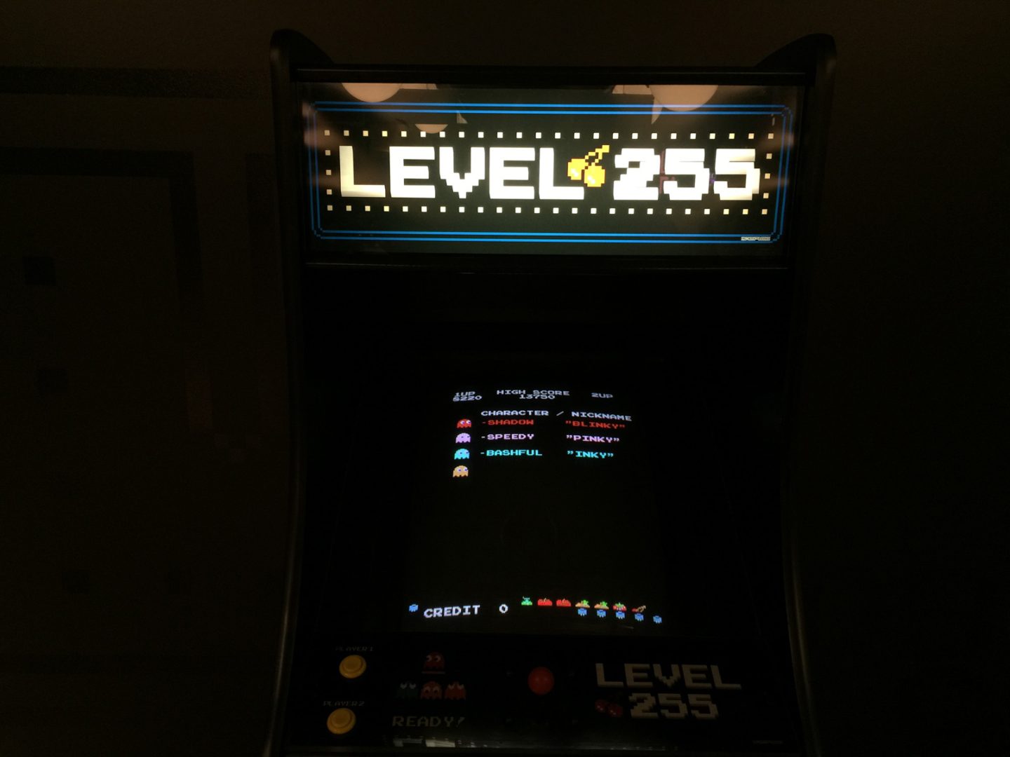 Leveling up the barcade: A visit to Chicago’s Pac-Man themed Level 257 ...