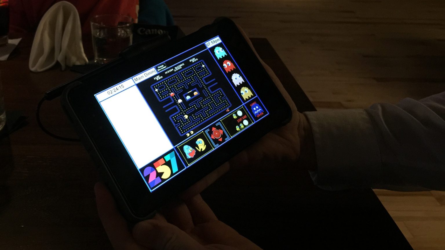 Leveling up the barcade: A visit to Chicago’s Pac-Man themed Level 257 ...