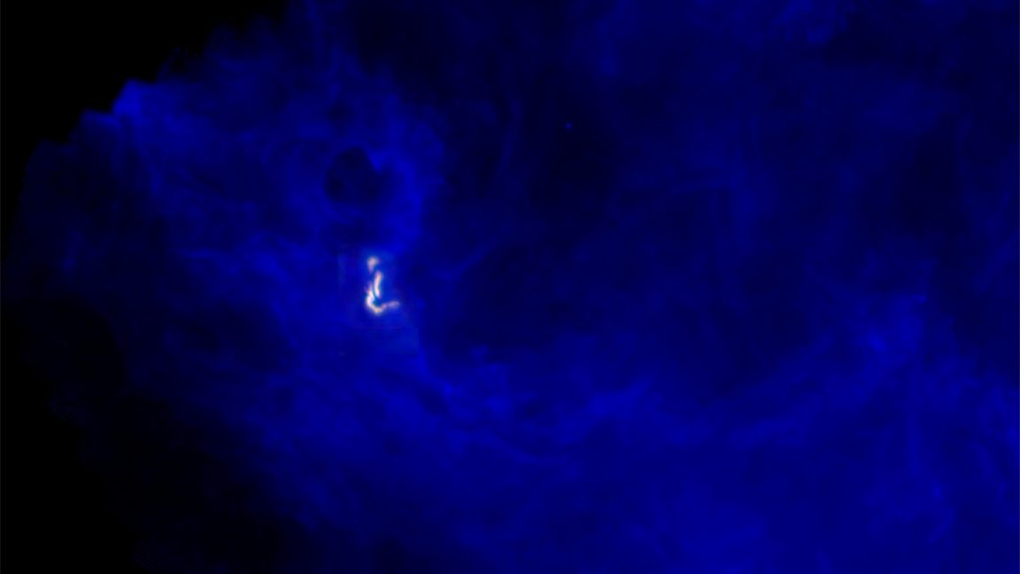 Images capture a multi-star system in the making - Ars Technica