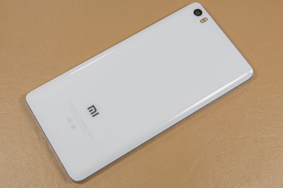 Xiaomi’s Mi Note phablet outclasses the competition for half the price ...