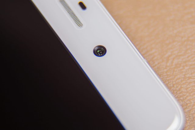 Xiaomi’s Mi Note phablet outclasses the competition for half the price ...