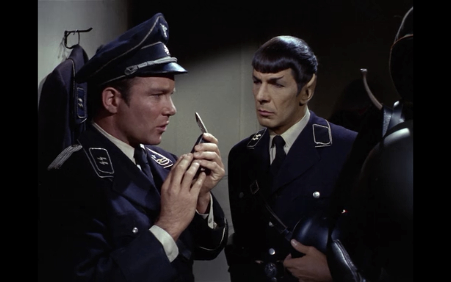 Live long and prosper: Leonard Nimoy as Spock, over the decades - Ars ...