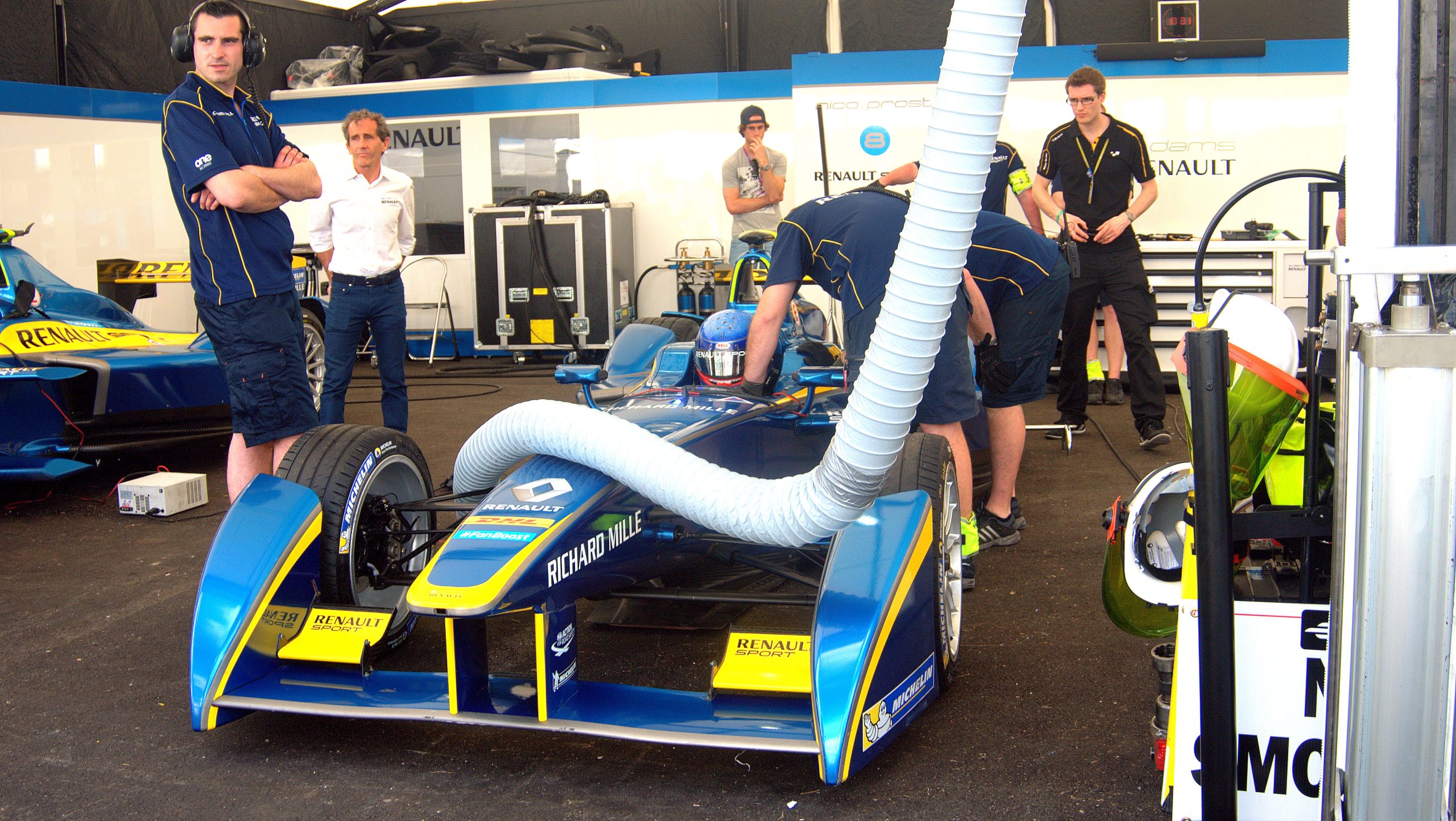 Racing goes electric: At the track with Formula E, the first e-racing ...