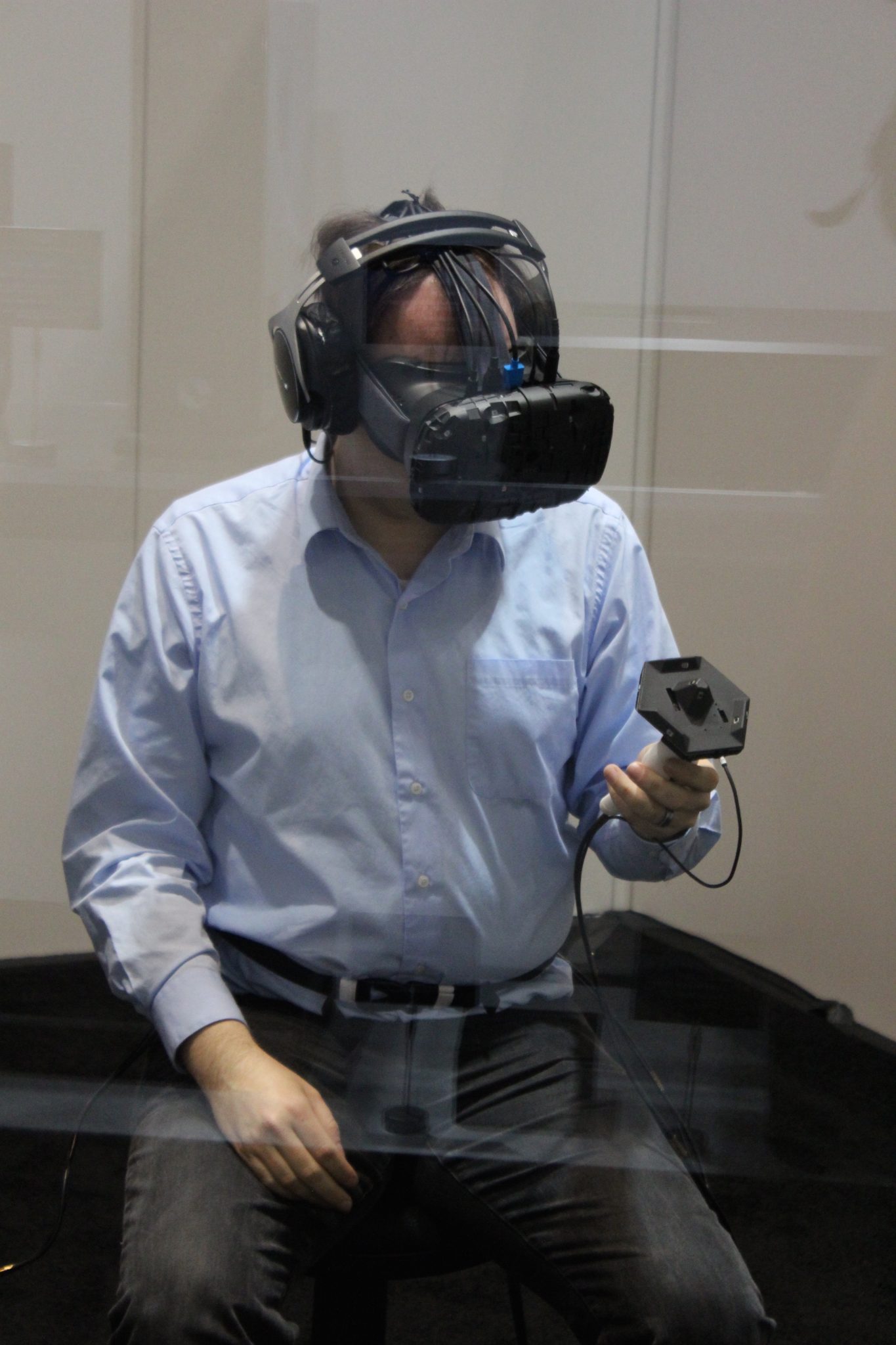 Hands-on: Valve/HTC Vive opens up the virtual reality experience - Ars ...