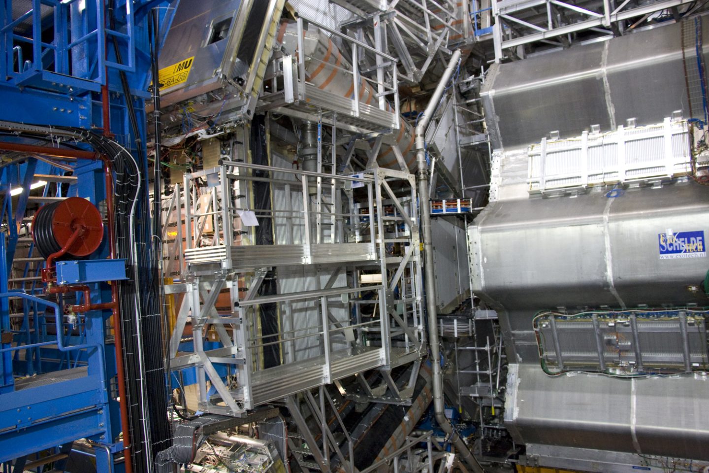 A rare LHC tour—avoiding radiation to see scientific history up close ...