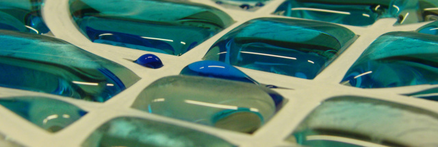 Water droplets bounce off these new self-cleaning surfaces | Ars Technica