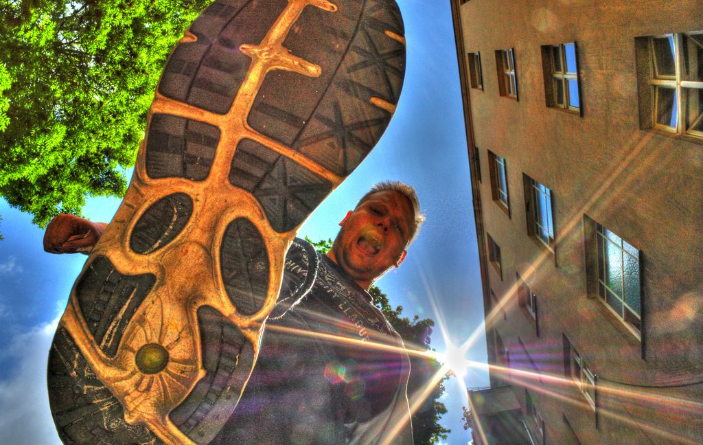 How small cable companies say they get screwed by their larger rivals ...