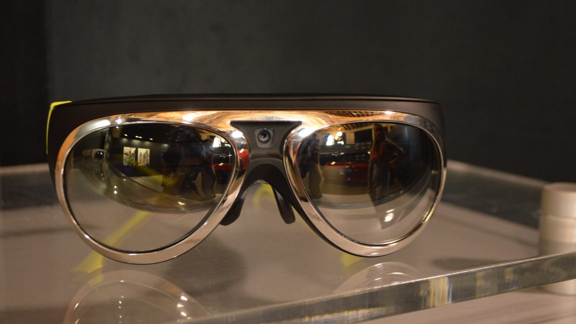 Mini Augmented Vision is a cool concept trying to solve Google Glass ...