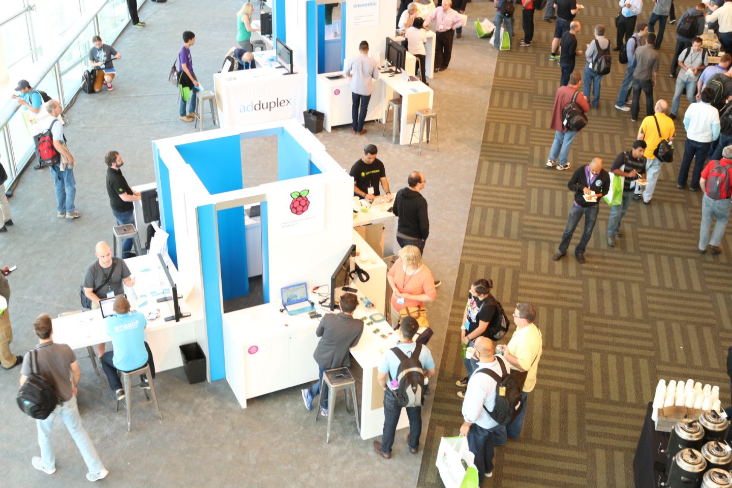 Gallery: A glimpse of Microsoft’s future at Build 2015 - Ars Technica