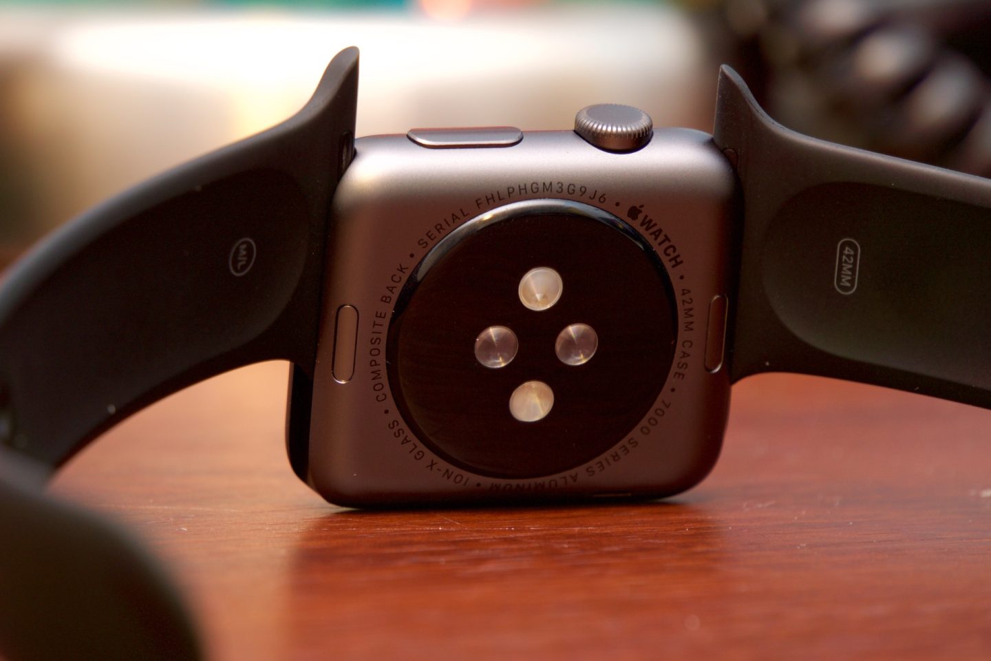 Review: The absolutely optional Apple Watch and Watch OS 1.0 - Ars Technica