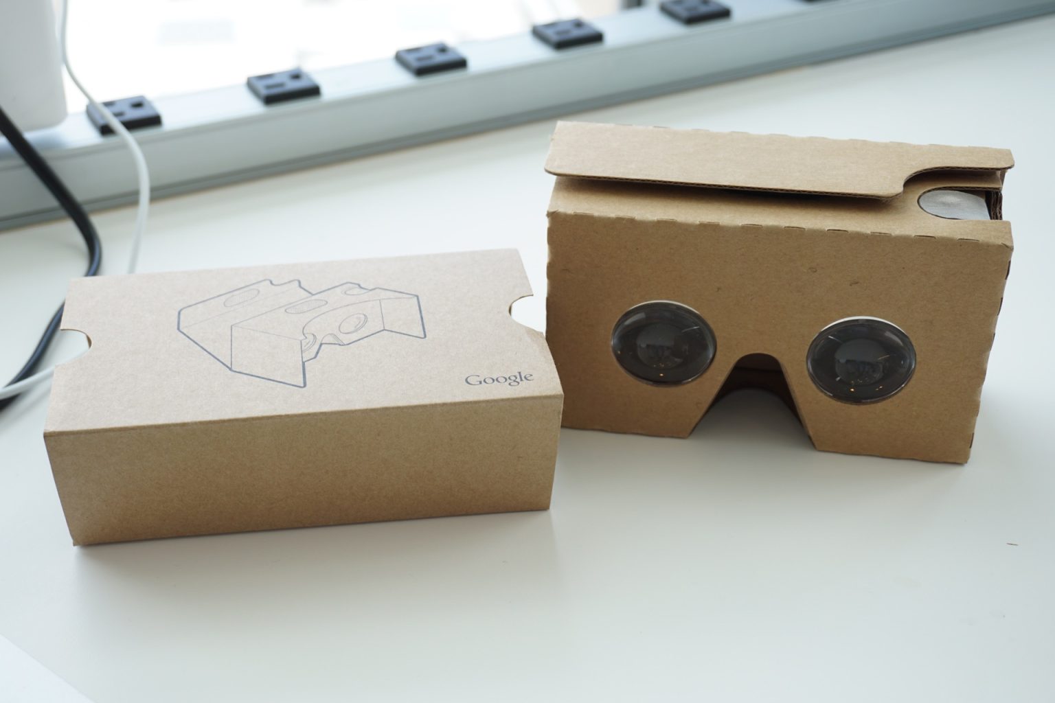 Low-end VR: Playing with Google’s new Cardboard headset - Ars Technica