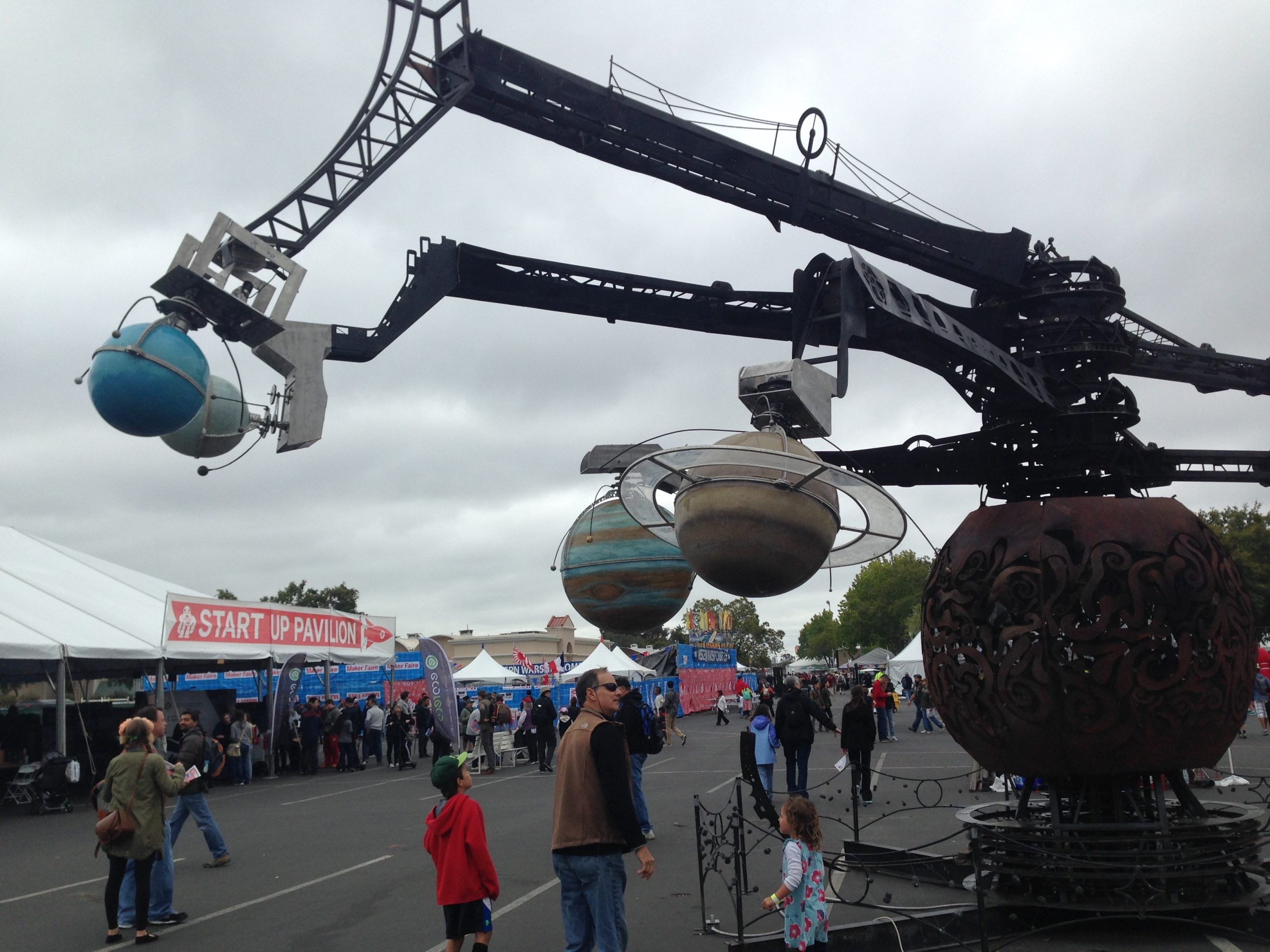 Titanfall IRL: We saw some crazy-looking giant robots at Maker Faire ...
