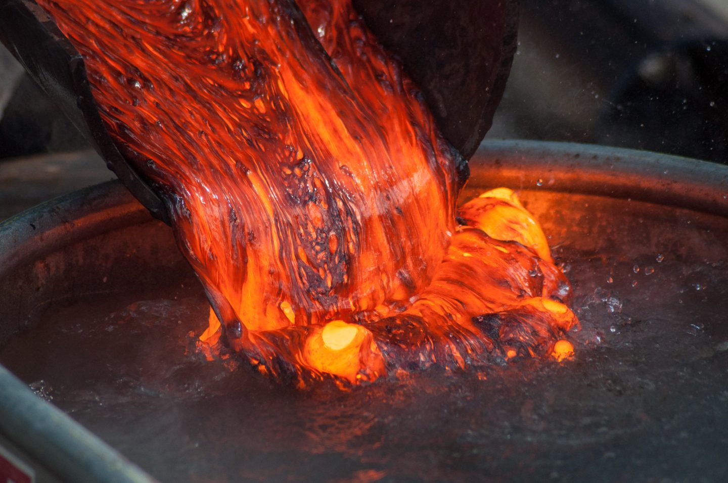 Hot lava flows in a parking lot—in upstate NY - Ars Technica