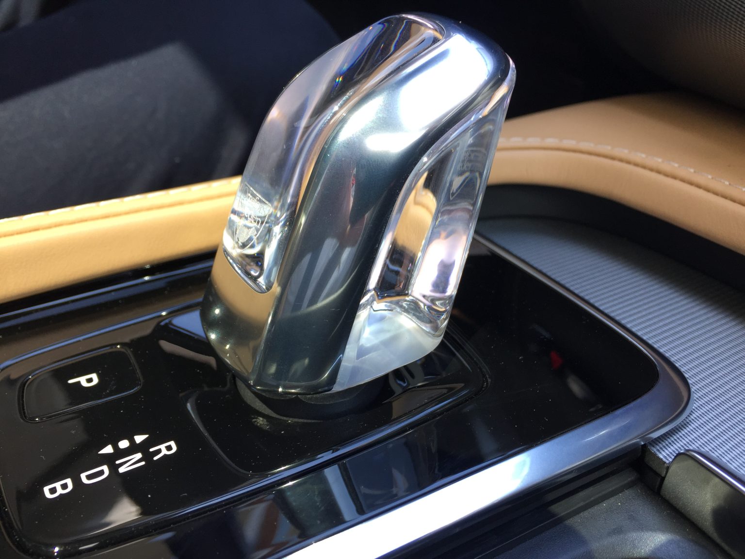 Hands on, hands off, with Volvo’s new XC90 SUVs - Ars Technica