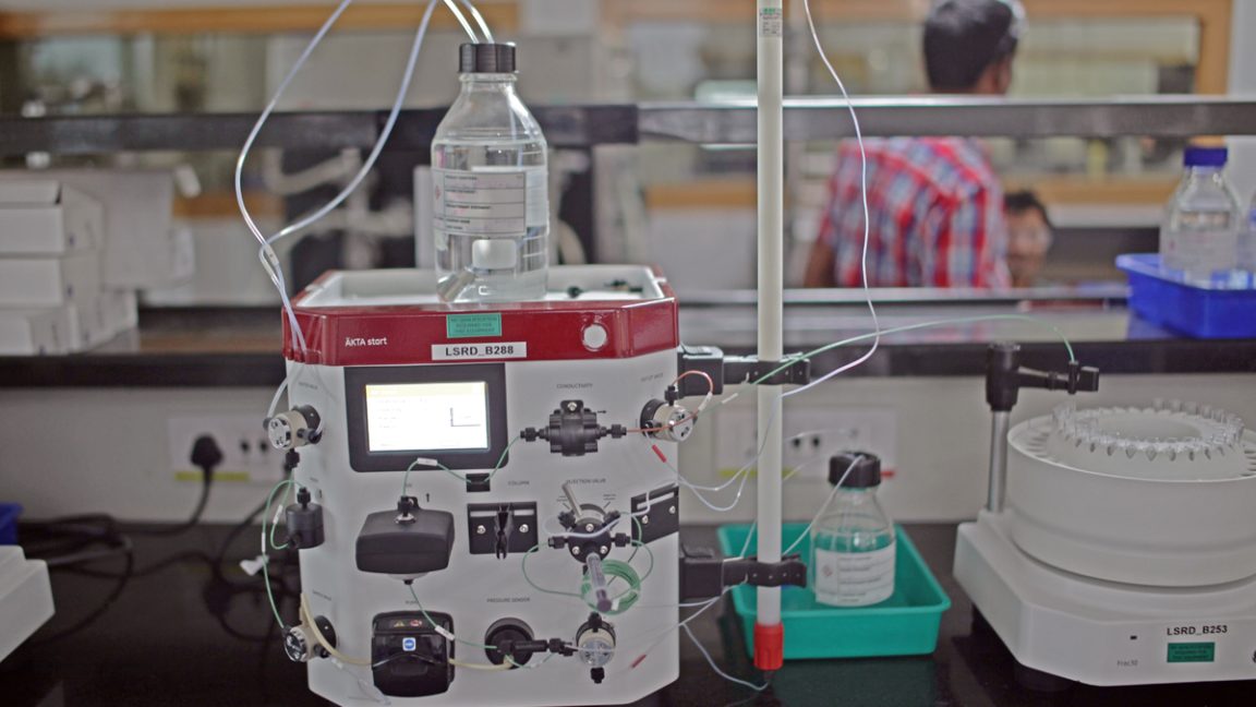 AI plus a chemistry robot finds all the reactions that will work - Ars ...