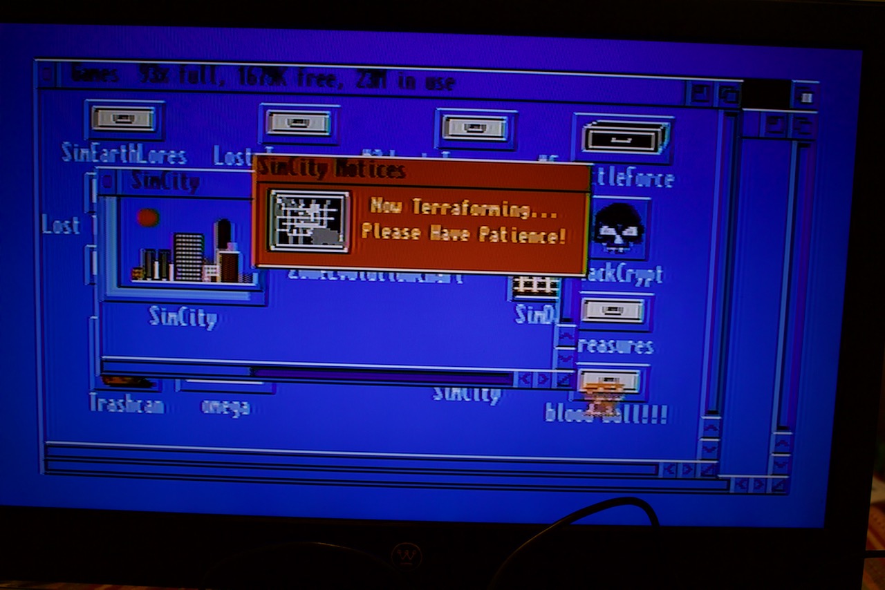 Powering up the past: Ars goes hands-on with the Amiga 500 - Ars Technica