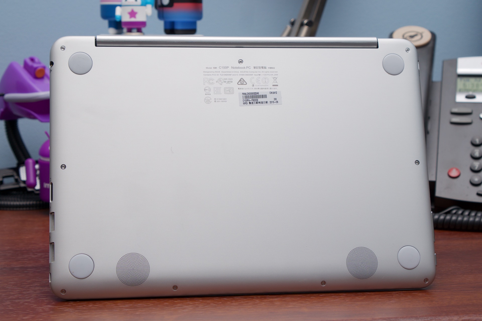 Asus’ Chromebook Flip looks and feels great, unless you’re typing on it ...